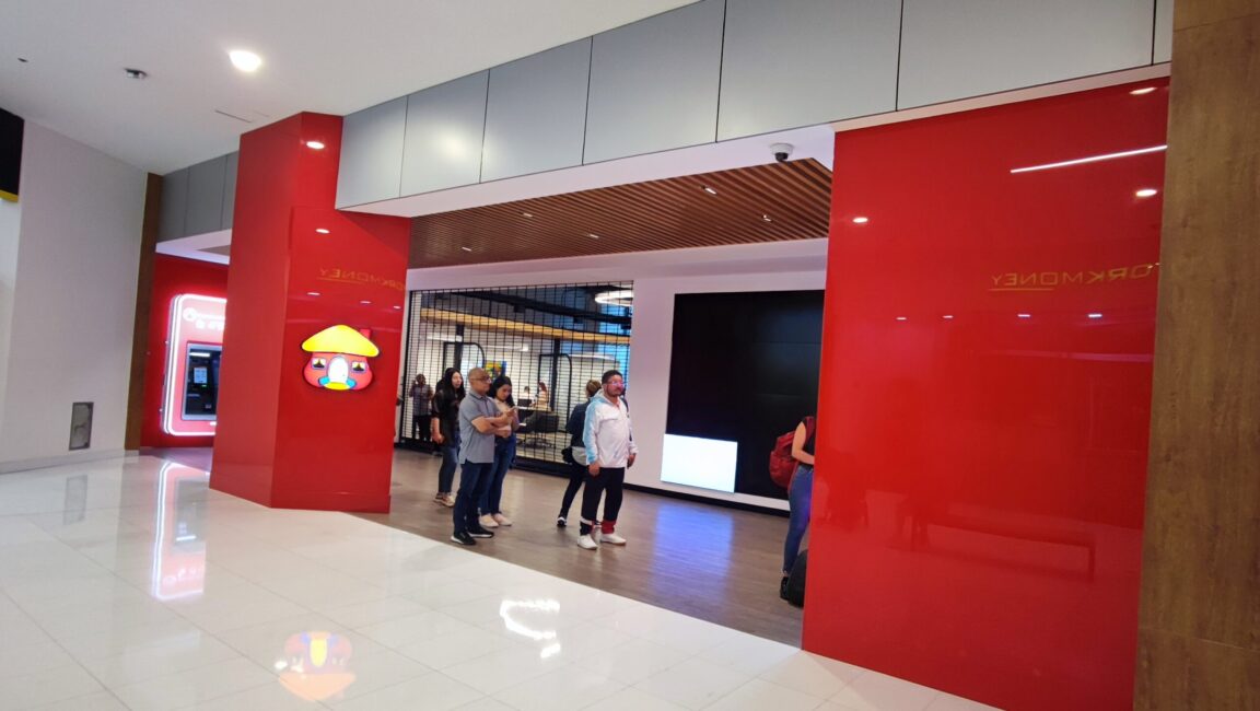 Nuestras Marcas - Plaza Claro
