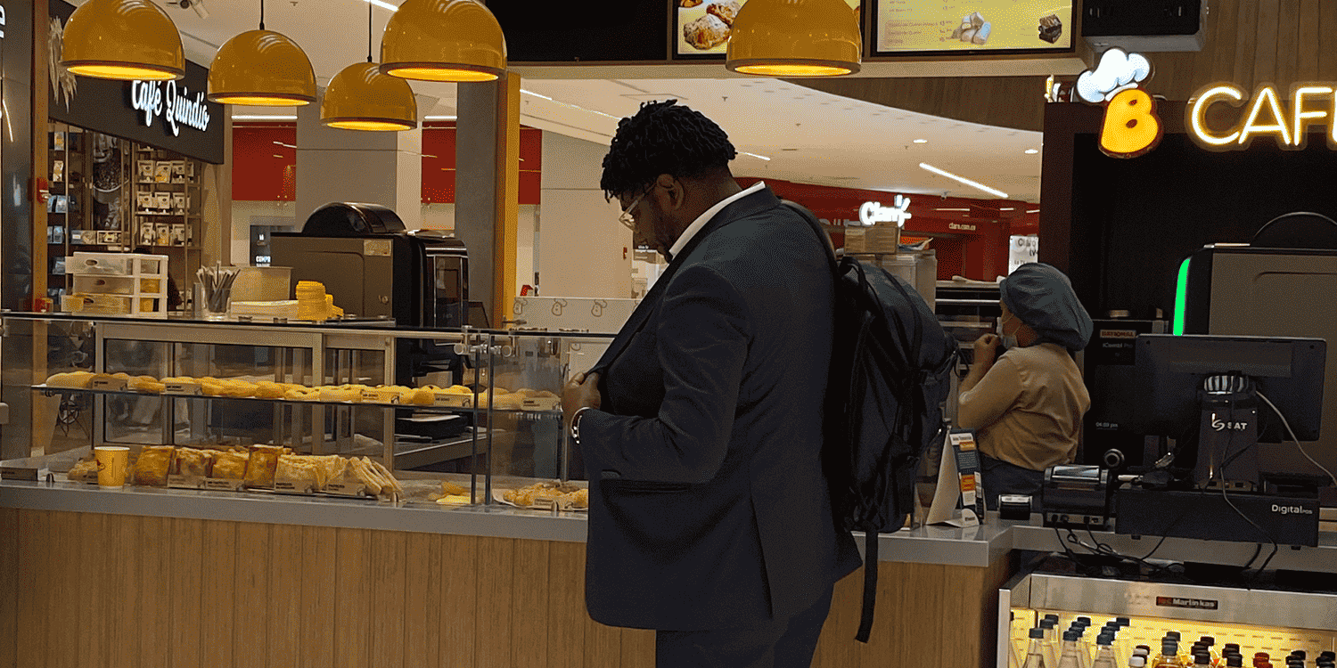 Mr Bono - Plaza Claro